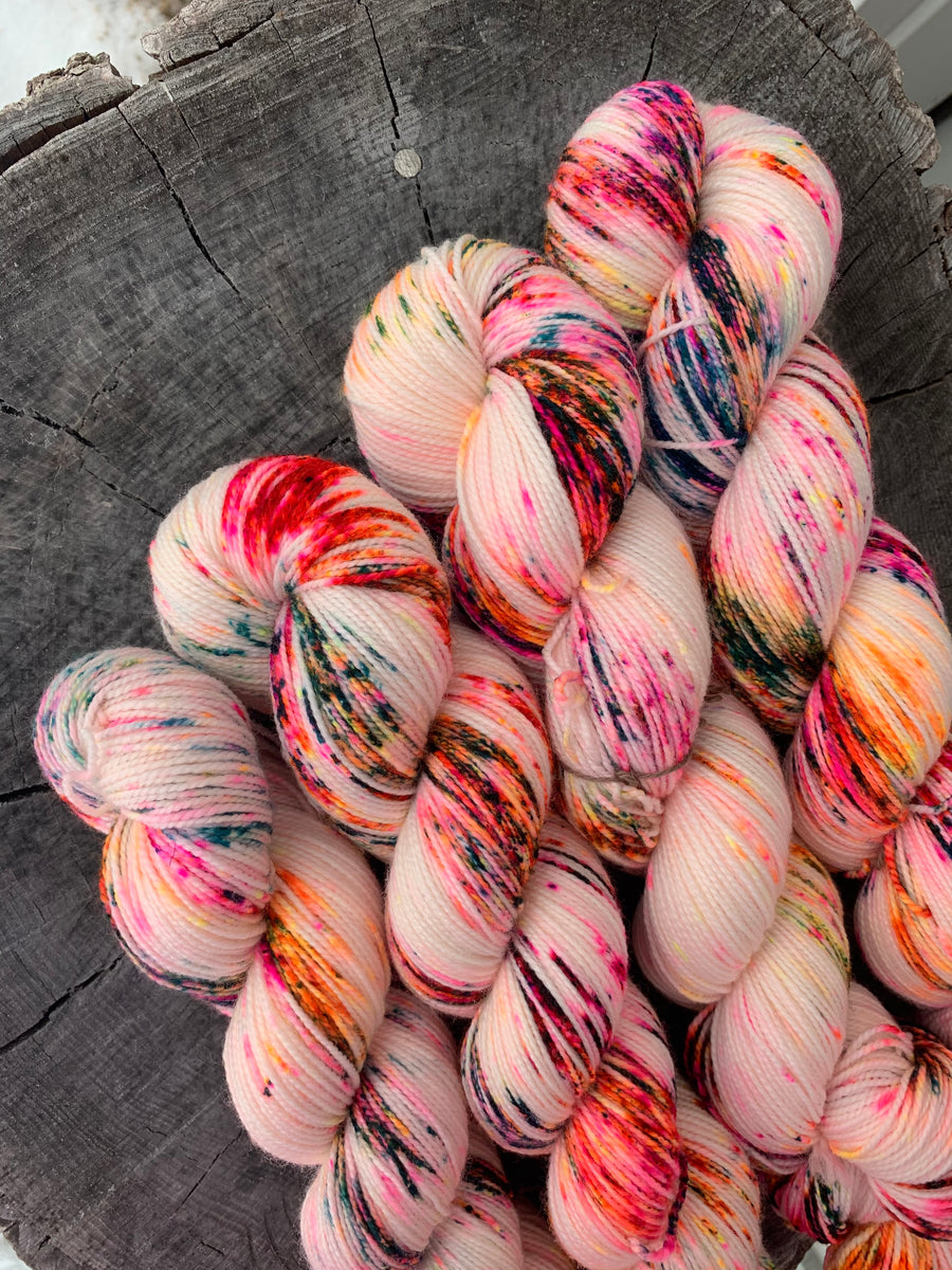 White Rabbit - Classic Rock Sock – Wool & Vinyl
